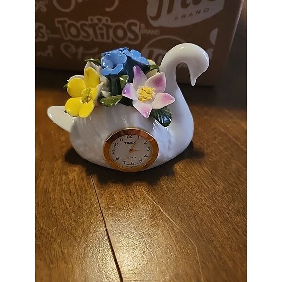 Timex | Wall Decor | Vintage Timex Swan Clock Porcelain Floral Quartz ...